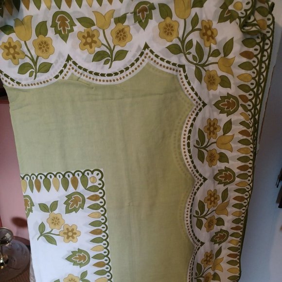 Bassetti | Dining | Bassetti Italy Tablecloth Vintage 0 By 122 Inches ...